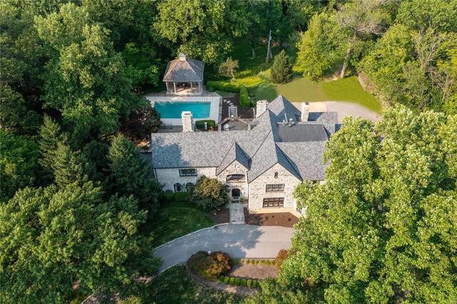 33 Dromara Rd, Ladue, MO 63124 | 47 Photos - Movoto