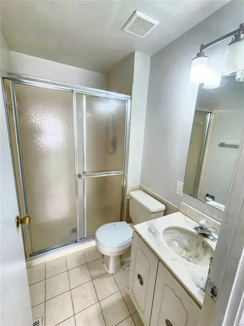 12195 Partridge Run Dr, Florissant, MO 63033 | 47 Photos - Movoto