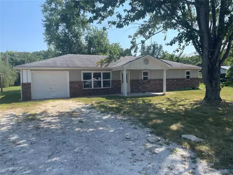 14260 Carat Ln, Dixon, MO 65459 | 18 Photos - Movoto