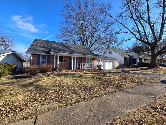 180 Birchlawn Dr, Florissant, MO 63033 | 4 Photos - Movoto