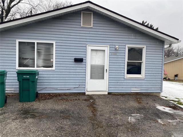 1100 Richard Dr, Sauget, IL 62206 | MLS# 25004999 | 2 Photos - Movoto