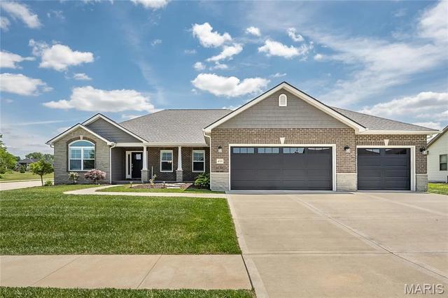 409 Sage Dr, Shiloh, IL 62221 | MLS# 25036751 | 67 Photos - Movoto