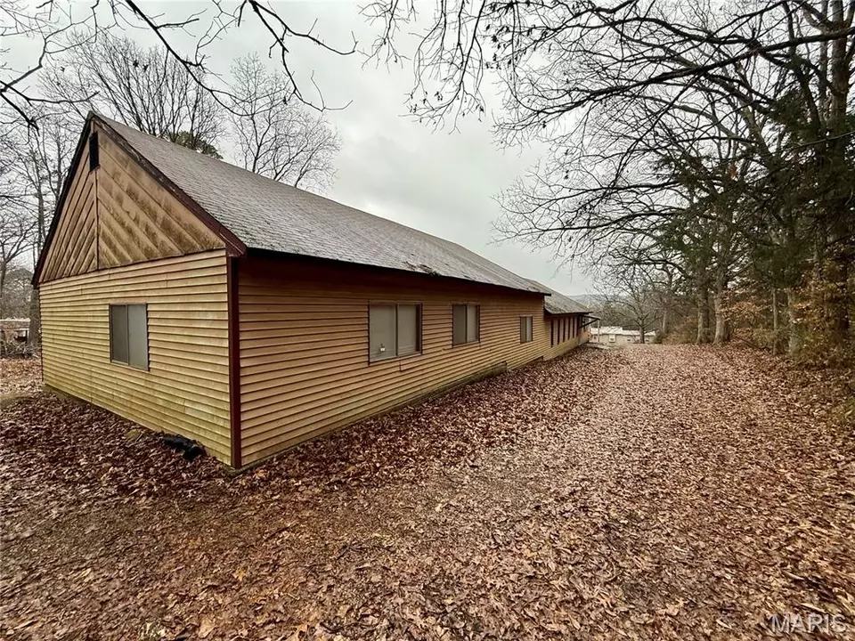 11320 State Hwy P, Potosi, MO 63664 | MLS# 26001388 | 13 Photos - Movoto