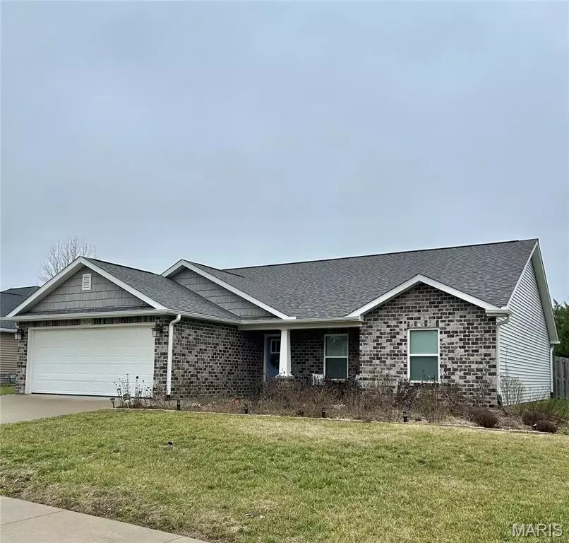 1904 Eden Way, Cape Girardeau, MO 63701 | MLS# 26001929 | 4 Photos - Movoto