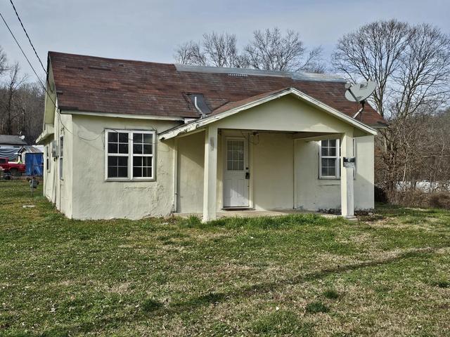 400 Flint St, Lanagan, MO 64847 | 13 Photos - Movoto