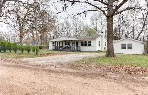 26478 Shadow Rd, Pittsburg, MO 65724 | 39 Photos - Movoto