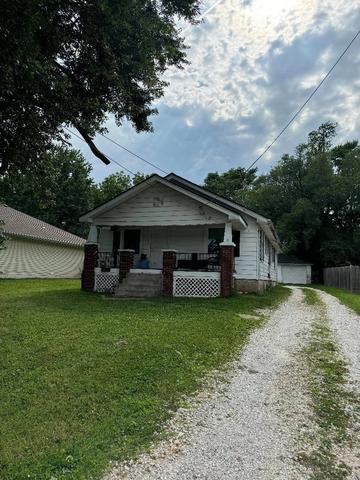 2427 N Boonville Ave, Springfield, MO 65803 - Movoto