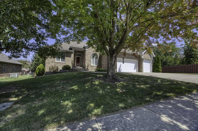 3243 Shady Glen St, Springfield, MO 65804 | MLS# 60301561 | 53 Photos ...