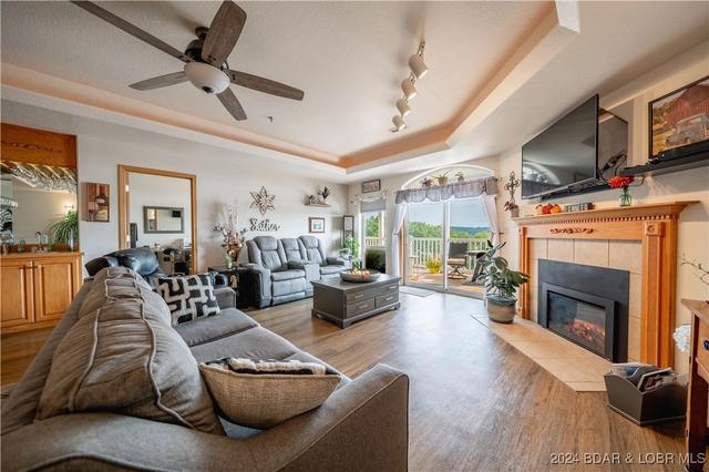 49 Aqua Finn Ln #3A, Lake Ozark, MO 65049 | 50 Photos - Movoto