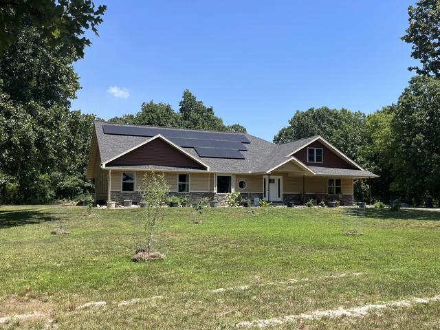 321 W Dade 122, Greenfield, MO 65661 | 59 Photos | MLS #60246396 - Movoto