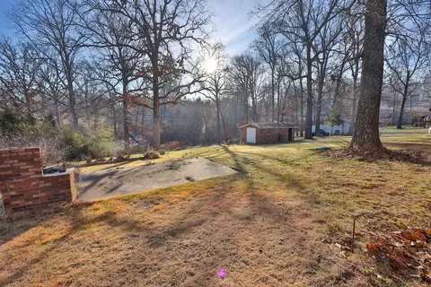 709 County Rd 393, Thayer, MO 65791 - Movoto