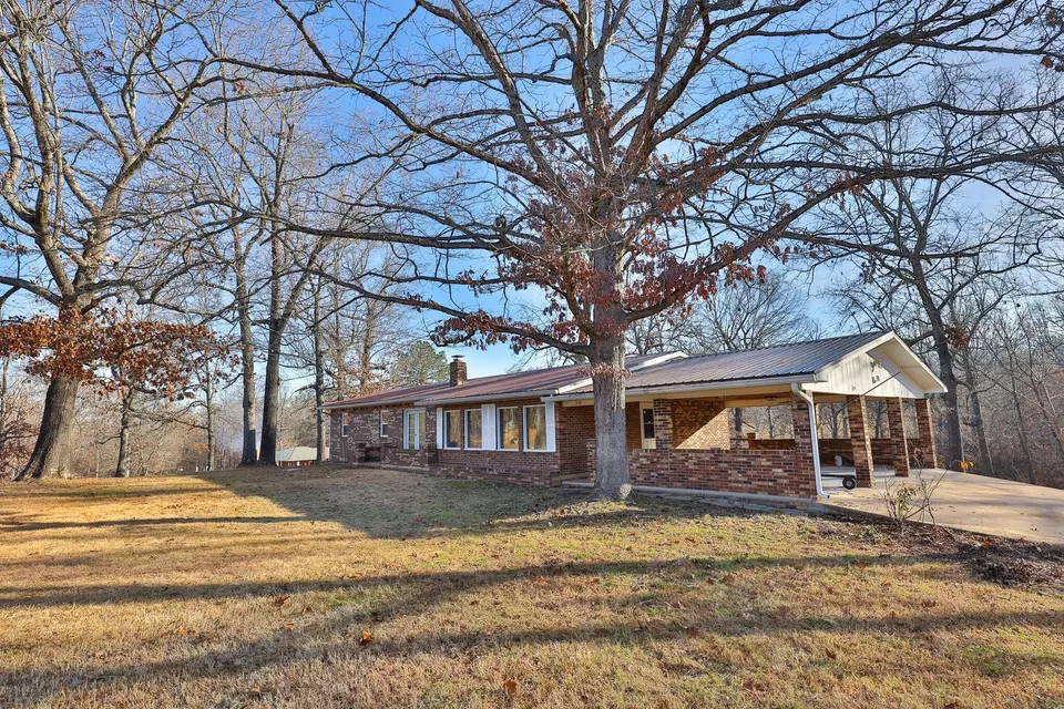 709 County Rd 393, Thayer, MO 65791 - Movoto
