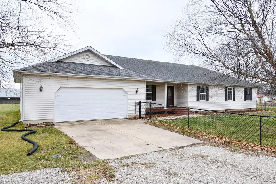 3820 State Highway A, Marshfield, MO 65706 | 55 Photos - Movoto