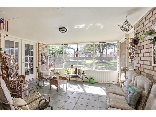 222 Devon Rd, Laplace, LA 70068 - Movoto.com