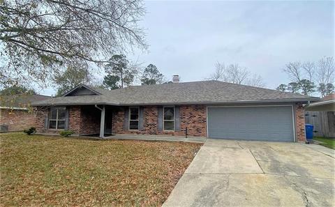 1502 Rue Miramon, Slidell, LA 70458 | 16 Photos | MLS #2379181 - Movoto