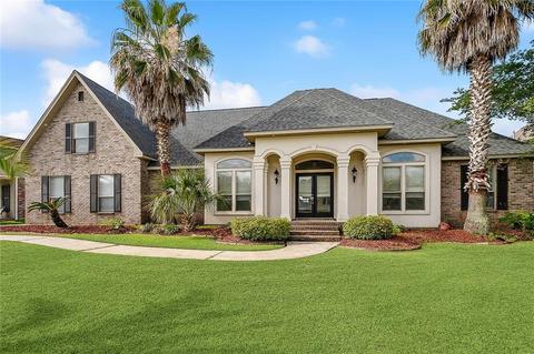 190 Cypress Lakes Dr, Slidell, LA 70458 | 35 Photos | MLS #2395342 - Movoto