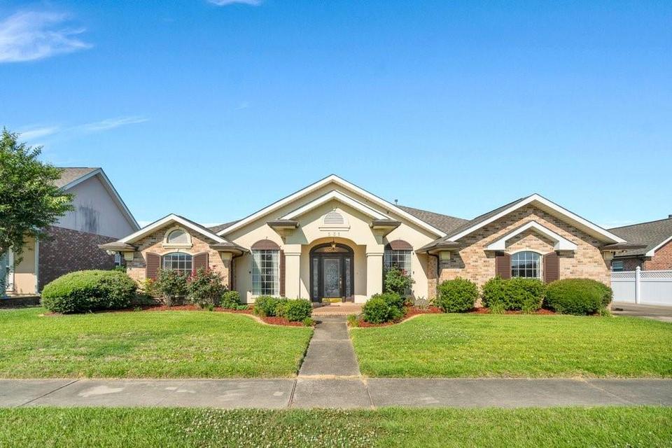 531 N Magnolia St, Gramercy, LA 70052 | 32 Photos - Movoto