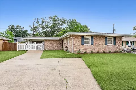3808 Henican Pl, Metairie, LA 70003 | 17 Photos - Movoto