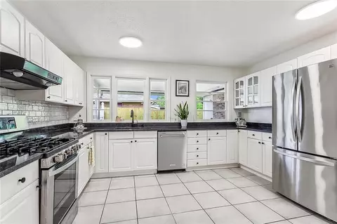 3808 Henican Pl, Metairie, LA 70003 | 17 Photos - Movoto