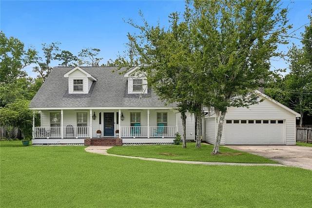 210 Spruce St, Mandeville, LA 70471 - Movoto