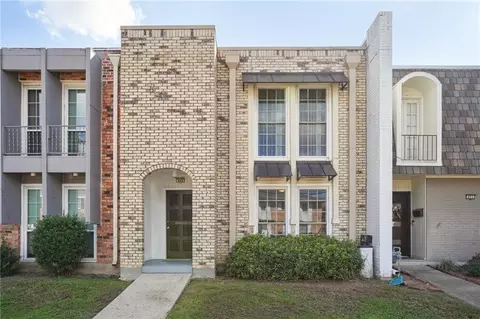 895 Martin Behrman Ave, Metairie, LA 70005 | 20 Photos - Movoto