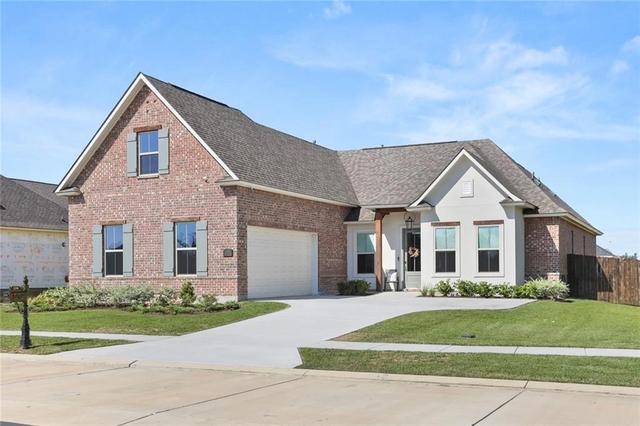 228 Sophia Dr, Luling, LA 70070 - Movoto