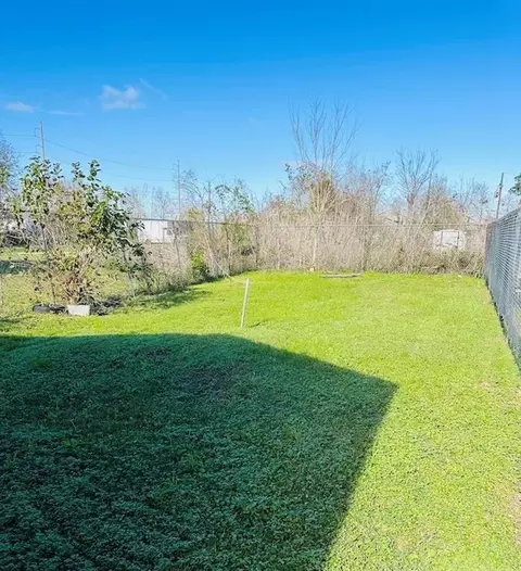 3147 N Rocheblave St, New Orleans, LA 70117 | MLS# 2486931 | 9 Photos ...