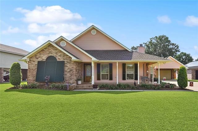 322 Balboa Dr, Luling, LA 70070 | MLS# 2502607 | 21 Photos - Movoto