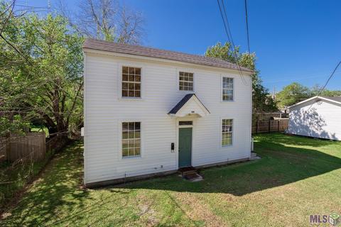 449 Avenue C, Port Allen, LA 70767 | 16 Photos - Movoto