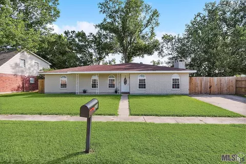 523 Frisco Dr, Laplace, LA 70068 - Movoto