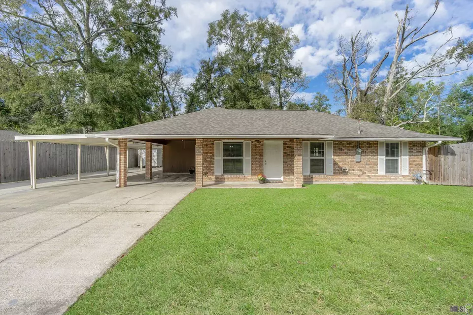 11059 Martin Rd, Gonzales, LA 70737 | 15 Photos - Movoto