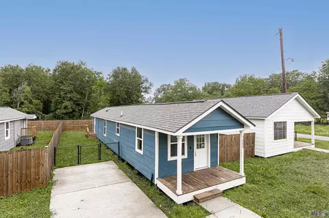 1060 Central Rd, Baton Rouge, LA 70807 | 11 Photos - Movoto