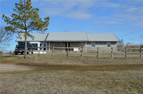 28275 Harrison Rd, Macomb, OK 74852 | 27 Photos | MLS #1047724 - Movoto