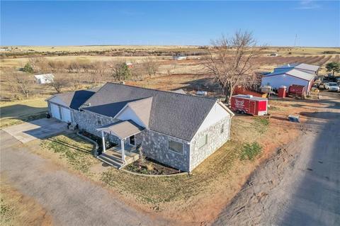 24064 E 1047 Rd, Weatherford, OK 73096 | 27 Photos | MLS #1059266 - Movoto