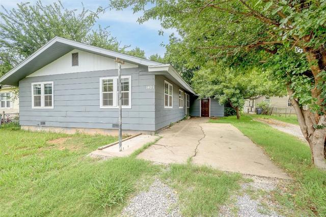 1407 NW Williams Ave, Lawton, OK 73507 | 21 Photos | MLS #1072217 - Movoto