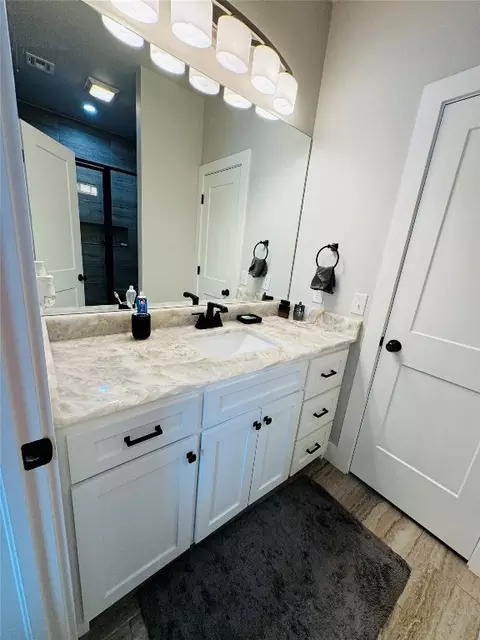 15217 Cedar Ridge Rd, Shawnee, OK 74801 | 49 Photos - Movoto