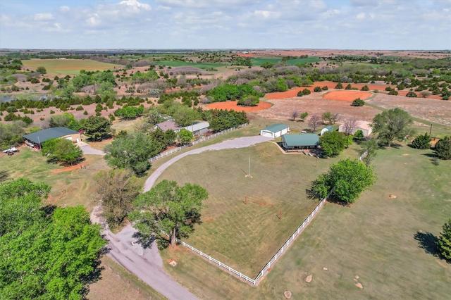 21261 E 987 Rd, Foss, OK 73647 | 35 Photos - Movoto