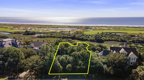 34 Ocean Course Dr, Kiawah Island, SC 29455 | 32 Photos | MLS #23010439 ...