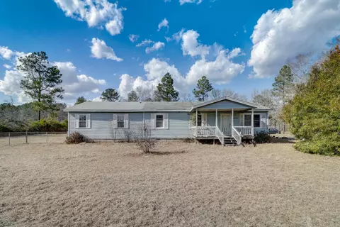 8171 Highway 70, Blackville, SC 29817 | 20 Photos - Movoto