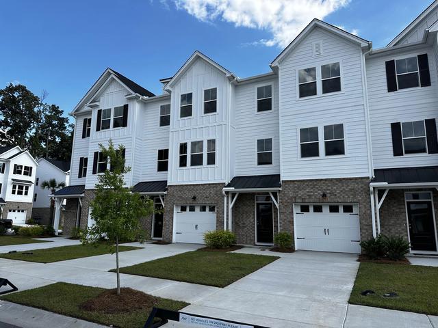 9423 Sun Fountain Dr, Summerville, SC 29485 | 39 Photos - Movoto