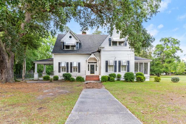 2942 Railroad Ave, Bamberg, SC 29003 | MLS# 25013382 | 26 Photos - Movoto