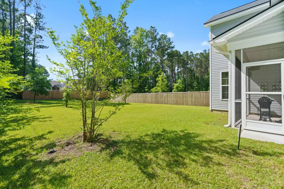 101 Caleb Ct, Ladson, SC 29456 | MLS# 25013676 | 26 Photos - Movoto