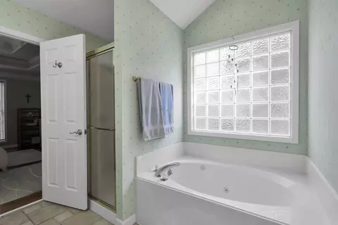 256 Club Meadows Ct, Spartanburg, SC 29302 - Movoto