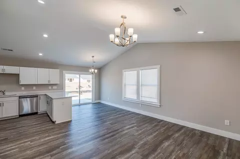 85 Sunrise Rd, Spartanburg, SC 29302 | 12 Photos - Movoto