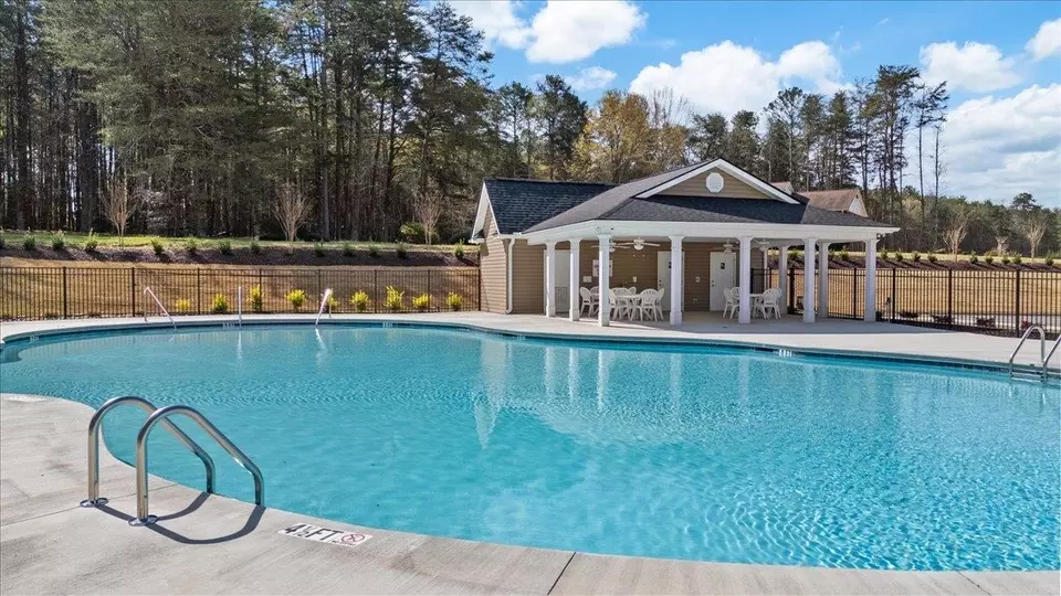 940 Titian St, Moore, SC 29369 | MLS# 332288 | 7 Photos - Movoto