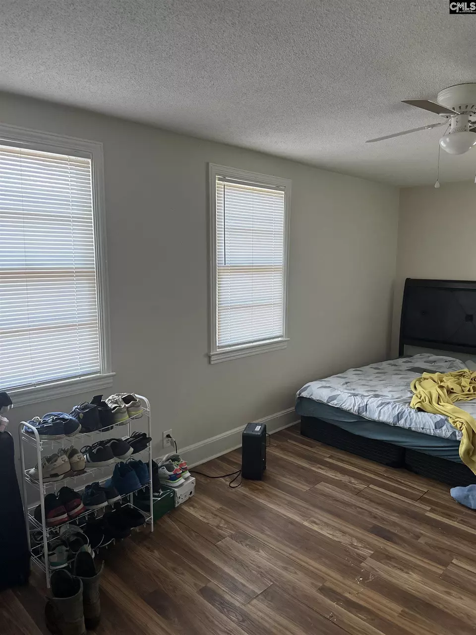 5117 Farrow Rd, Columbia, SC 29203 | MLS# 600723 | 11 Photos - Movoto