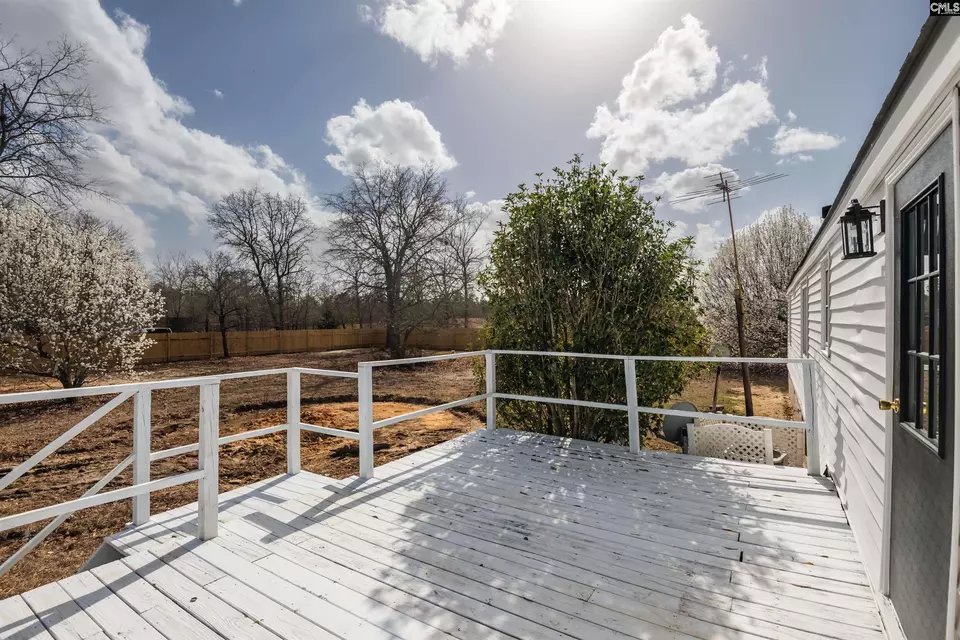 115 Addie Lucas Rd, Lexington, SC 29073 | MLS# 603575 | 23 Photos - Movoto