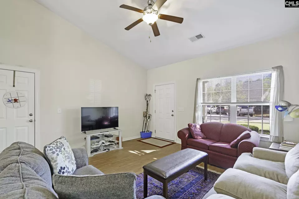 1056 Kingston Village Loop, Irmo, SC 29063 | MLS# 606908 | 29 Photos ...