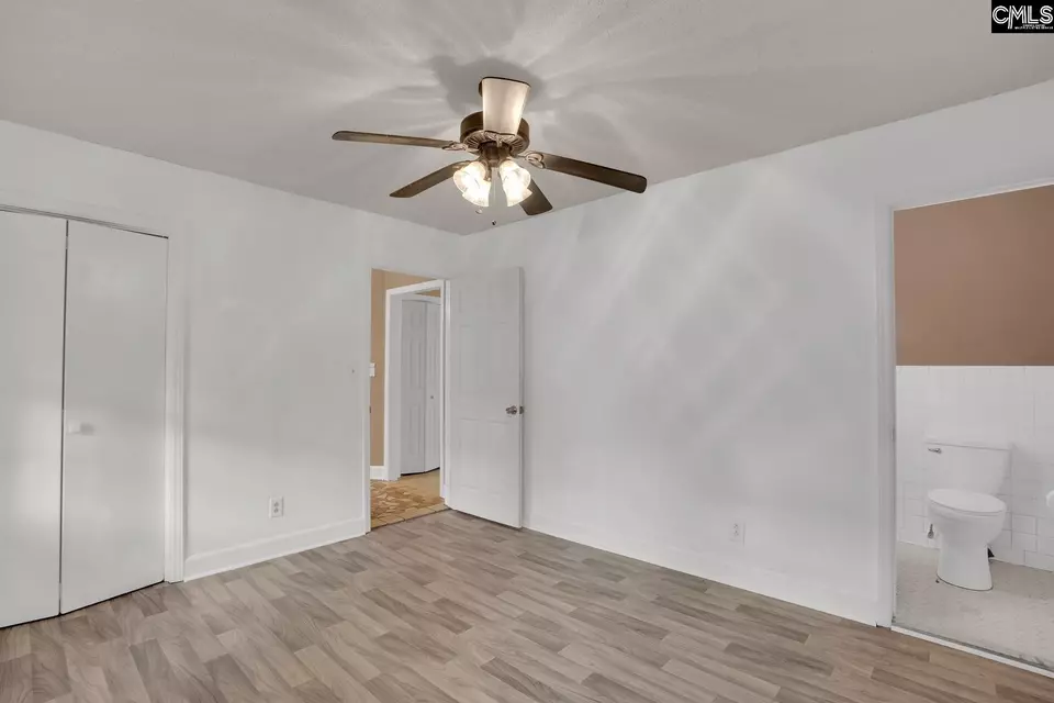 2915 Woodland Hls E, Columbia, SC 29210 | MLS# 610285 | 34 Photos - Movoto