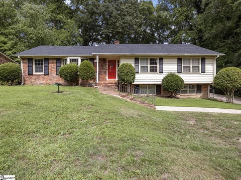 327 Weblin St, Spartanburg, SC 29306 | 36 Photos - Movoto